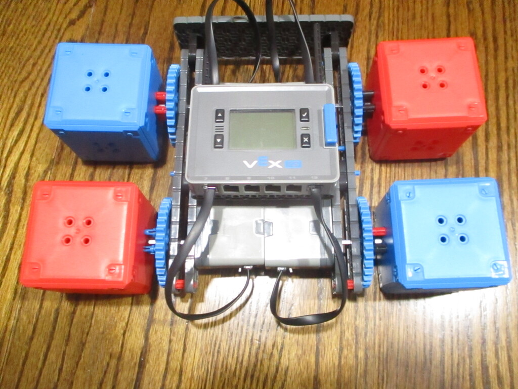 I used square wheels! - VEX IQ Robot Showcase - VEX Forum