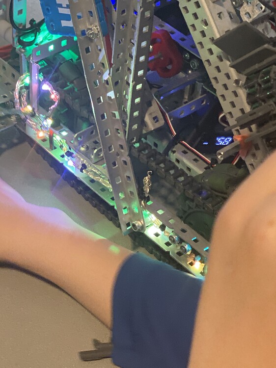 Cursed Images - #861 by Connor - Chit-Chat / Rumor Mill - VEX Forum