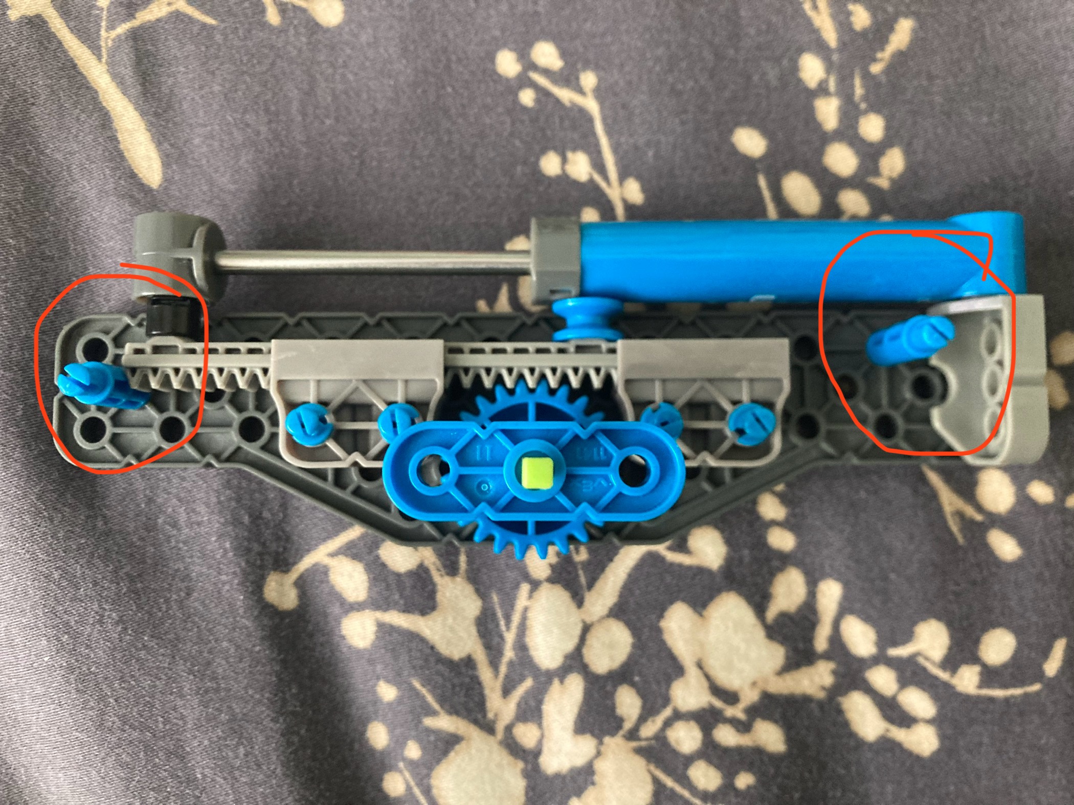 Claw arm that rotates 180 degrees - VEX IQ General Discussion - VEX Forum