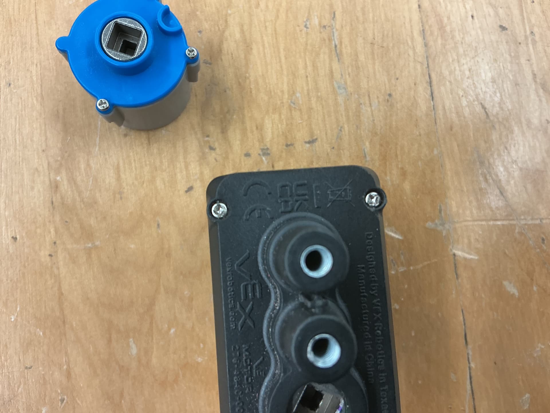 Smart Motor Cap Screws Stripped - VEX V5 Technical Support - VEX Forum