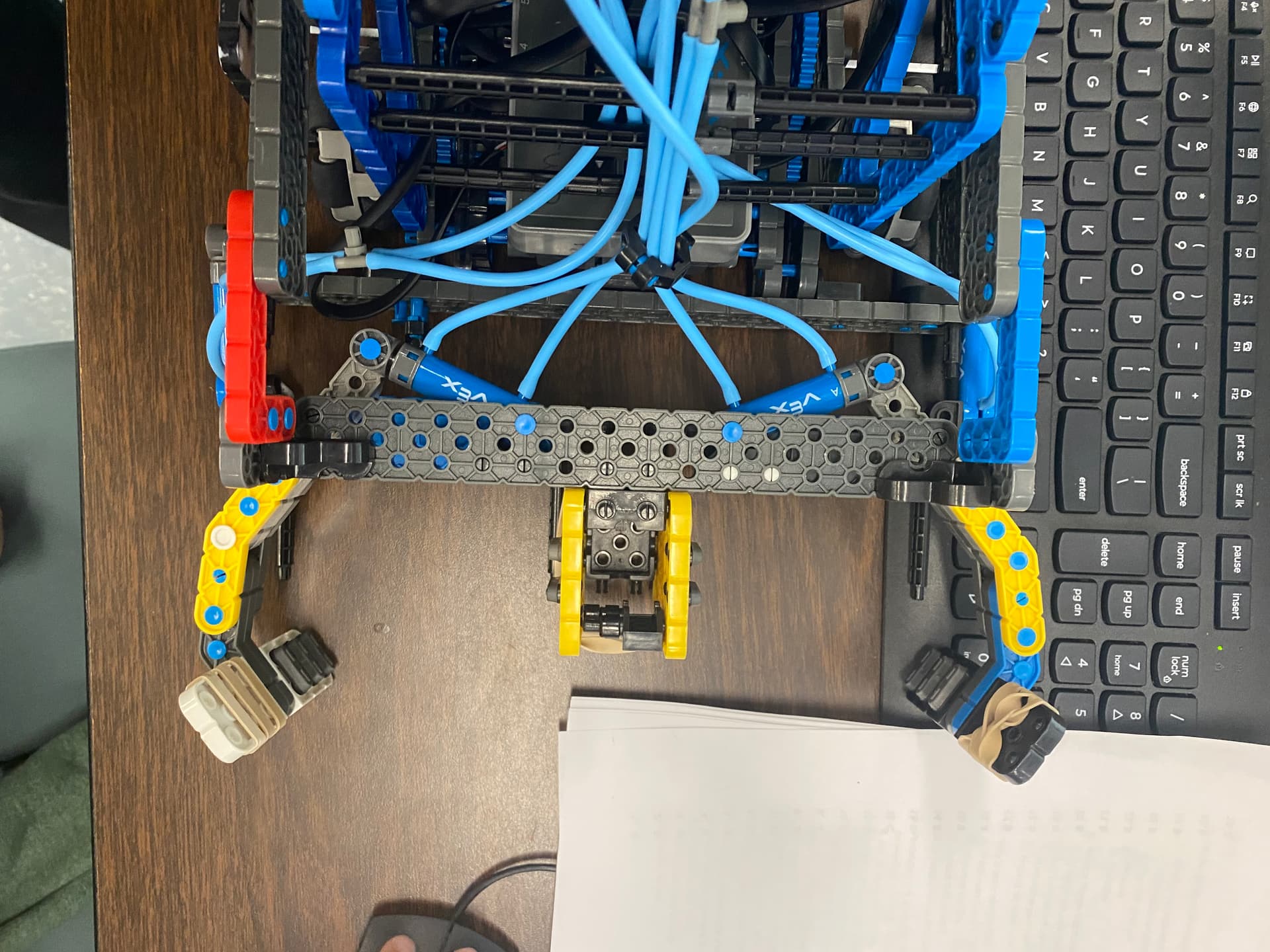 180 Pin claw cannot pick up pins - VEX IQ General Discussion - VEX Forum