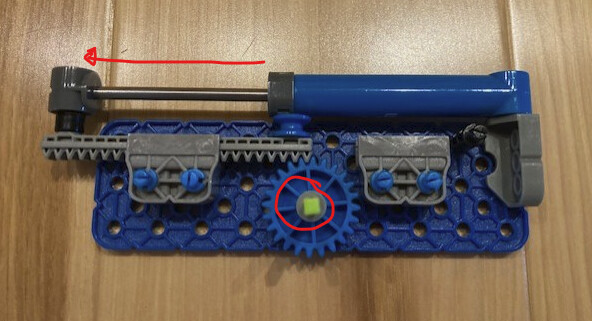 Claw arm that rotates 180 degrees - VEX IQ General Discussion - VEX Forum
